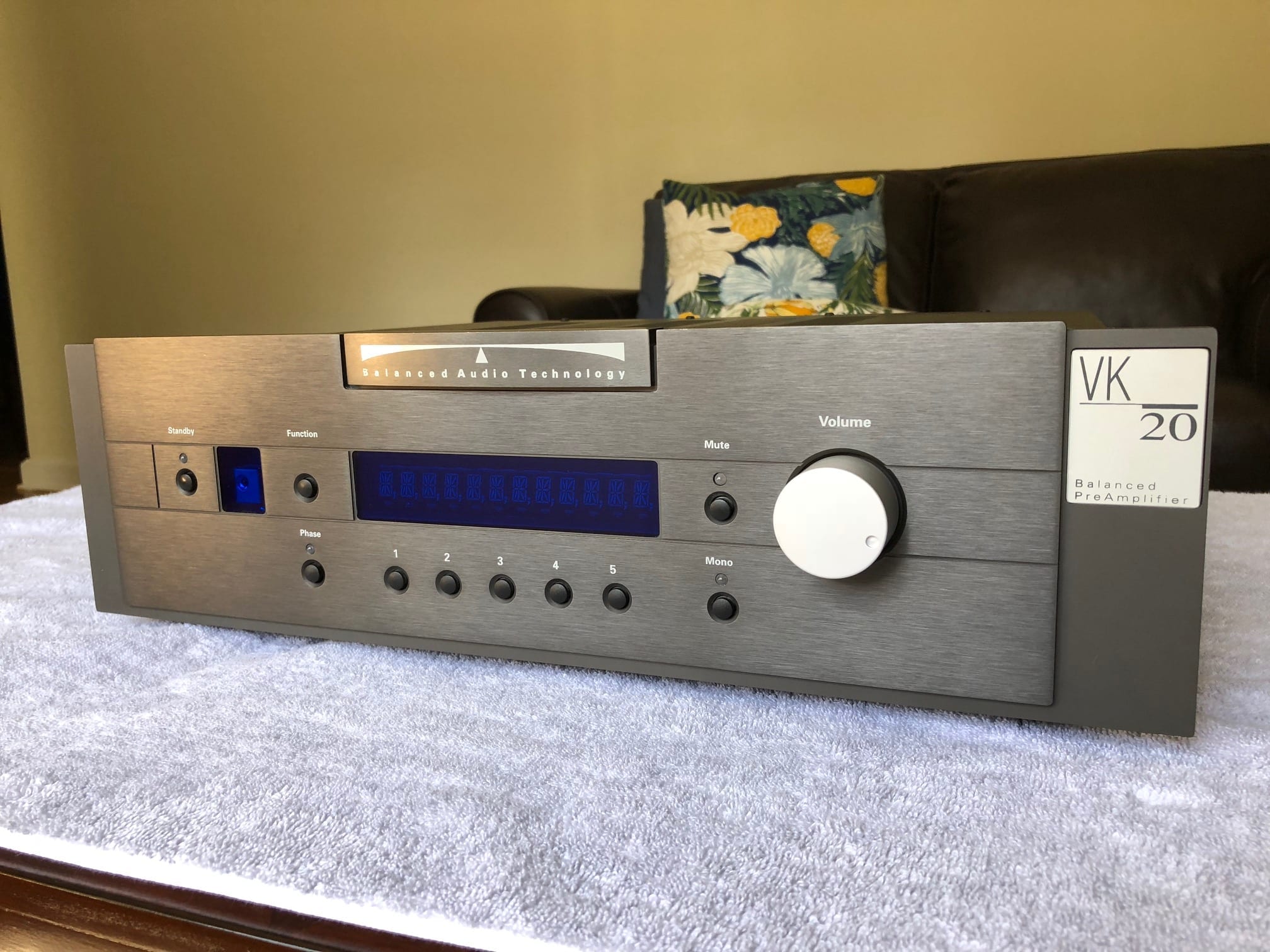 Bán Pre MBL 4005, Pow BAT VK 200 | VNAV - Mạng Nghe nhìn Việt nam